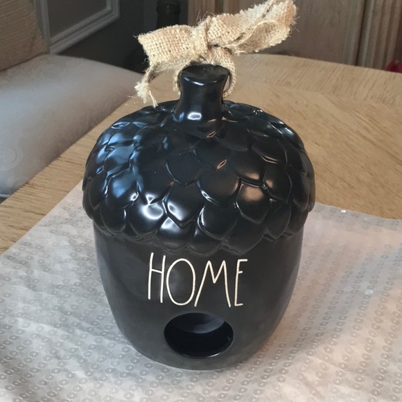 Rae Dunn | Accents | Rae Dunn Acorn Home Bird House | Poshmark